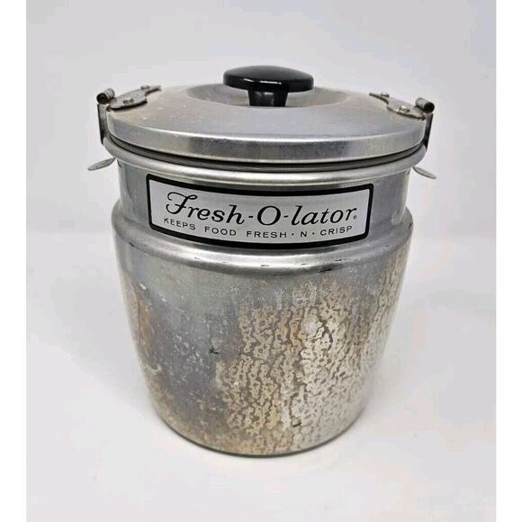 Fresh-O-lator | Kitchen | Vintage Fresholator Aluminum Canister 64oz 7 ...